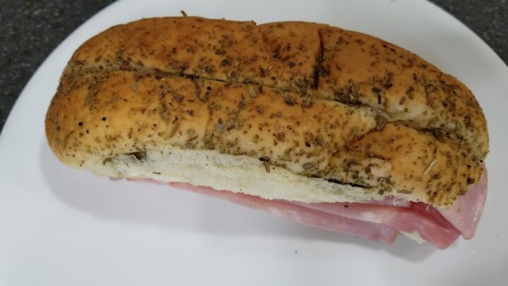 9 Easy Recipes You Can Make With Lunch Meat - No Getting Off This Train