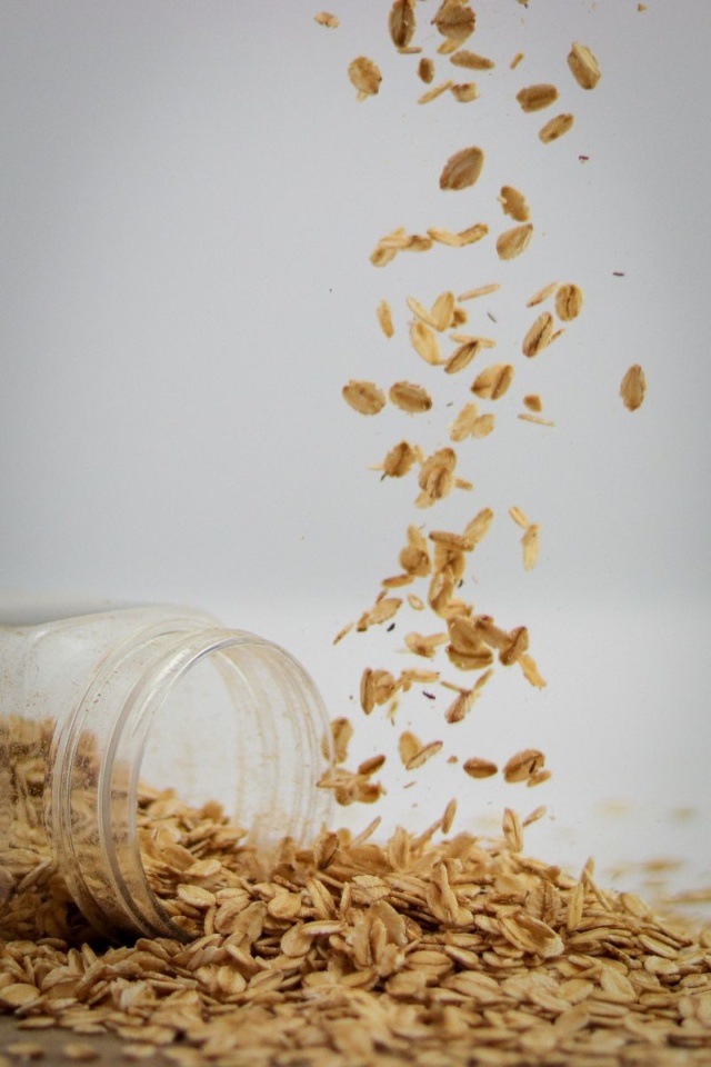 Overnight Oats vs. Cooked Oats: What's the Difference? - No Getting Off ...