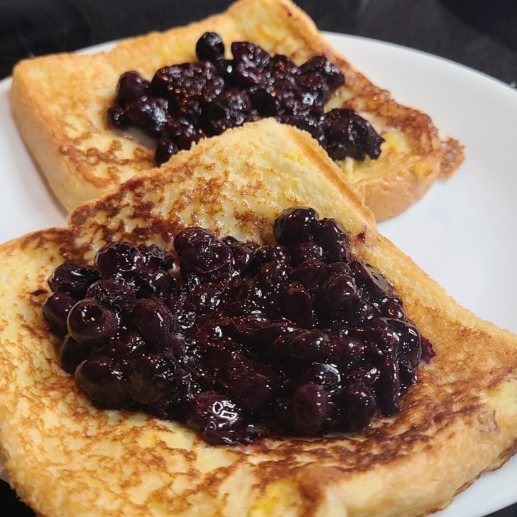 Quick and Easy Blueberry French Toast Recipe - No Getting Off This Train